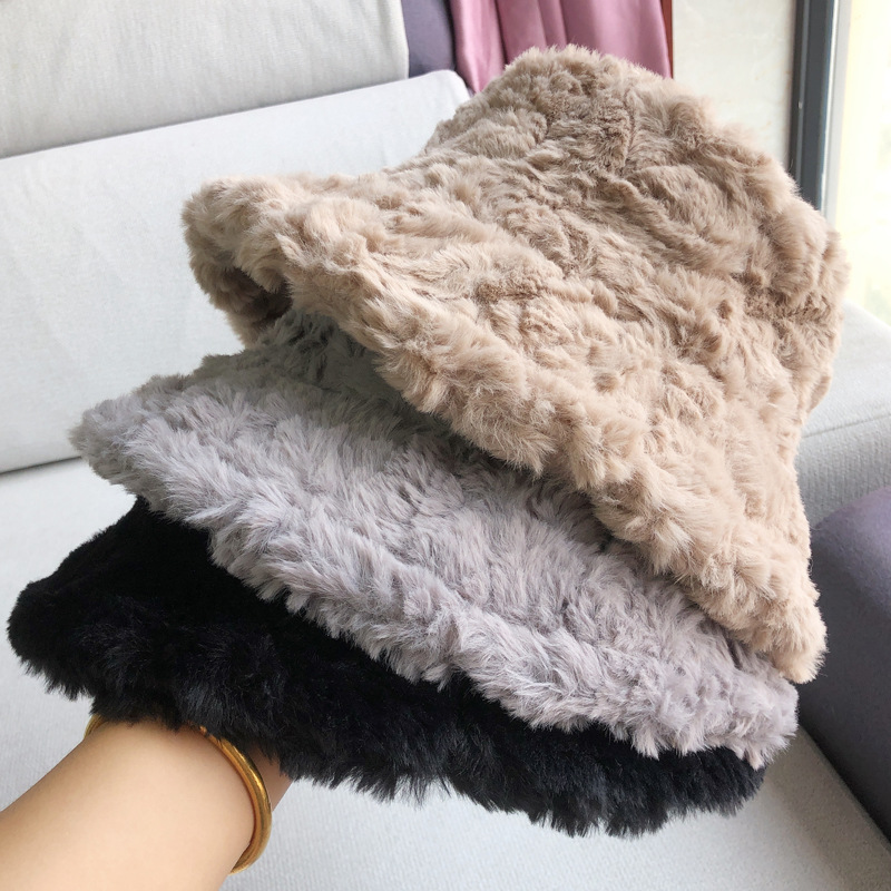 Beyond Summer: Why Bucket Hats Are a Cool Choice for Winter - Aungwinter