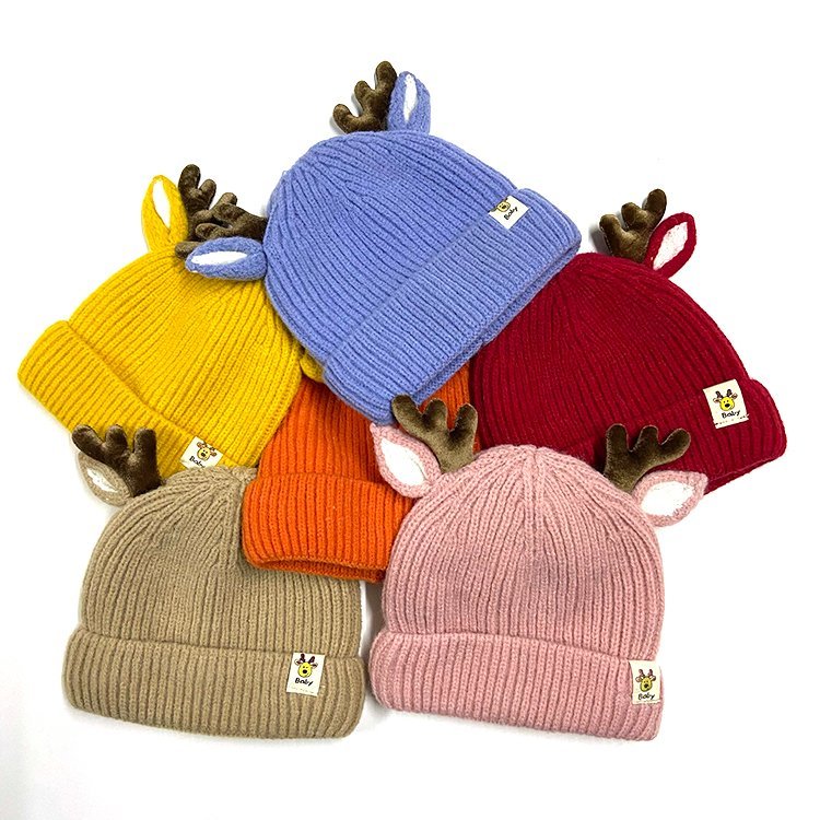 Stay Warm and Trendy: Top Winter Hat Styles for Children - Aungwinter