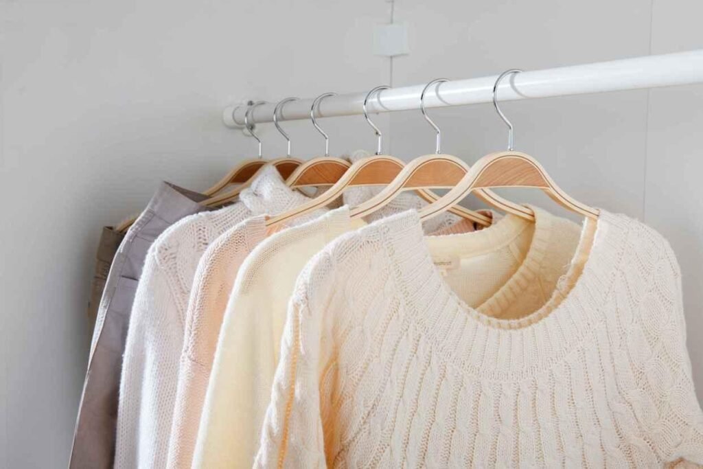 What Happens If Your Sweater Becomes Deformed And Shrunk? - Aungwinter
